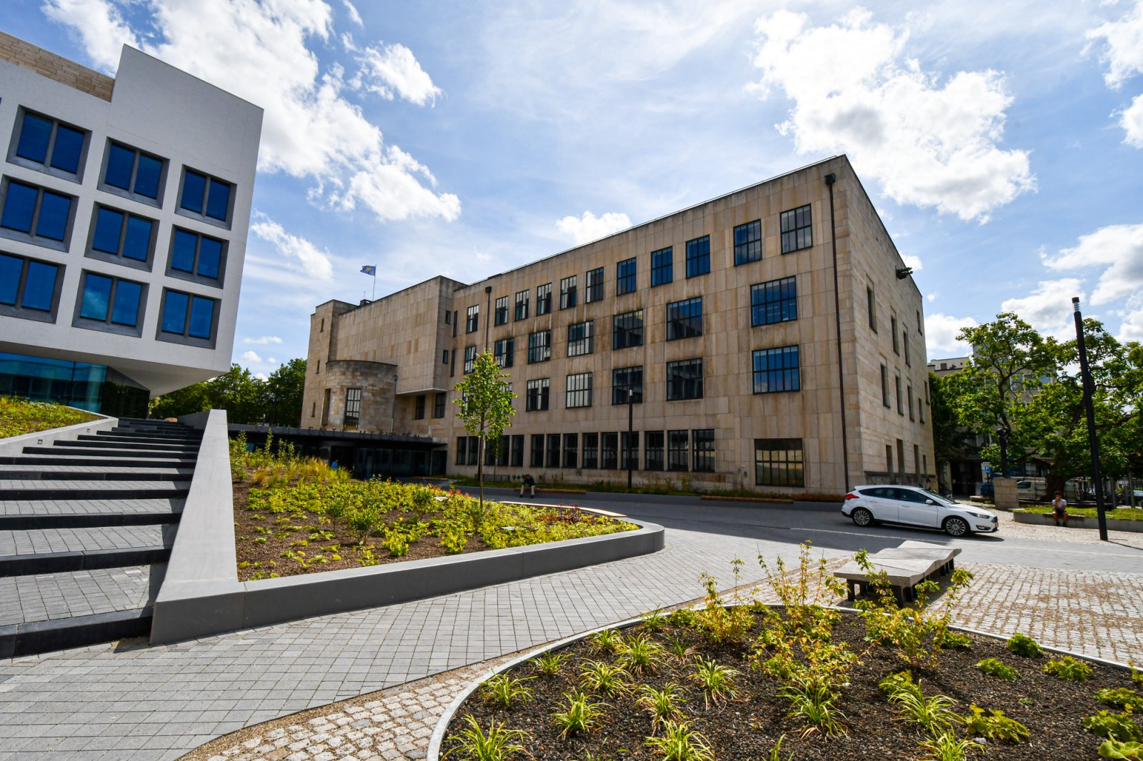 In oude glorie hersteld: het Raadhuis van Heerlen - Heerlen Mijn Stad
